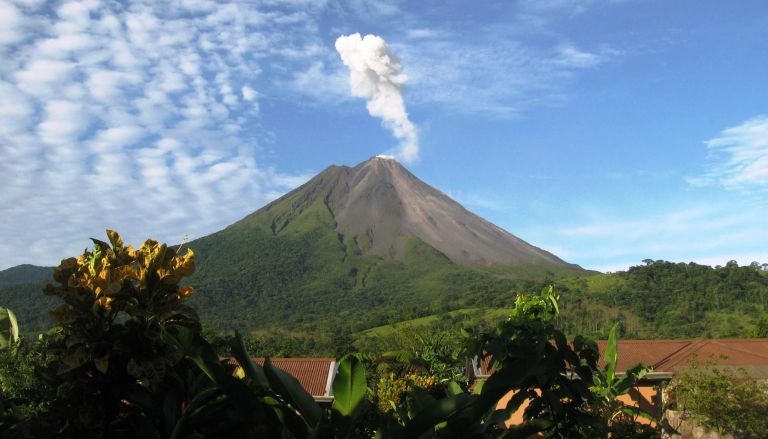 Top 10 Most popular vacation destinations on Bing