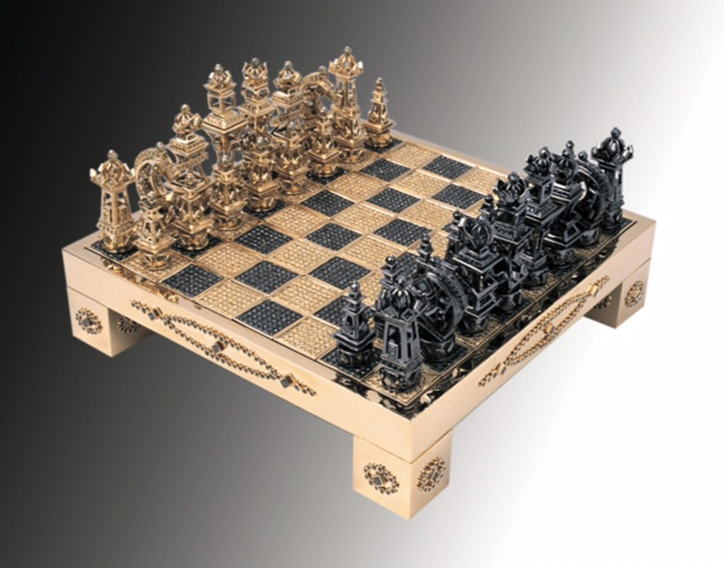 Extreme Extravagance: 18k Solid Gold Chess Set