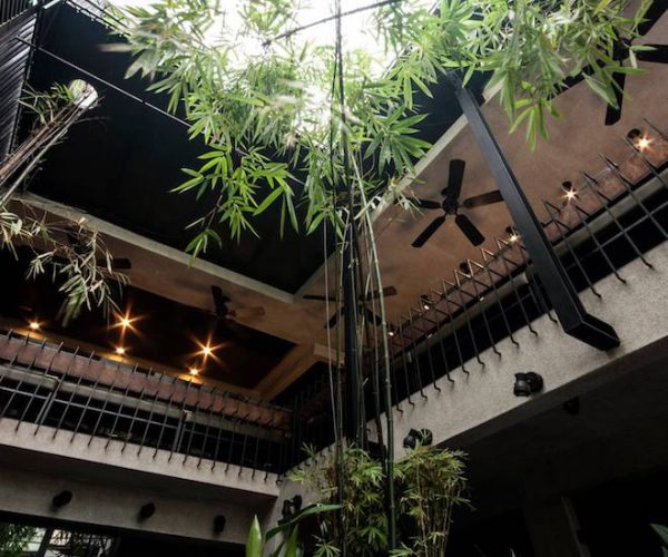 Restaurant review: Eat Me Restaurant on Convent Road in Bangkok ...