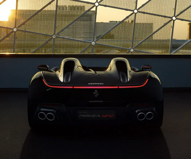 Ferrari Monza SP1 and SP2 unveiled in Maranello - Retro is the New Modern