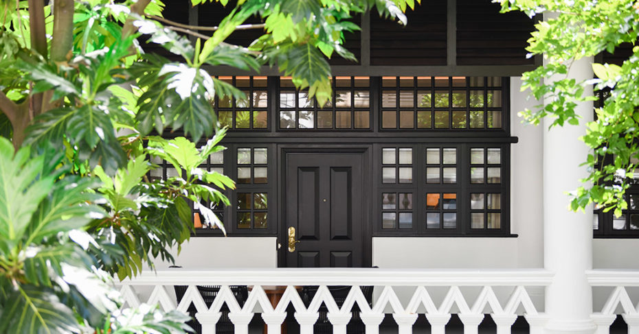 Review: Revamped Raffles Hotel is Old World Elegance Meets Modern ...
