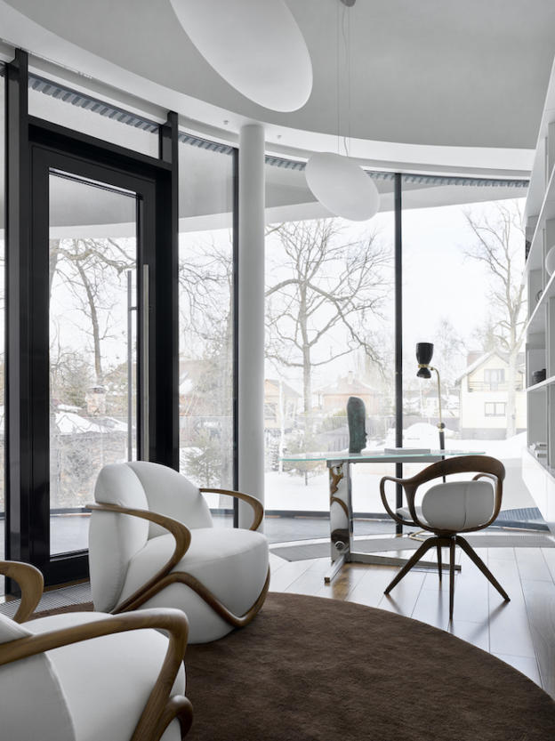 Prime Russian Real Estate: Niko Architecture's House In The Landscape