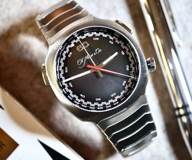 Moser Streamliner Flyback Chronograph, the brand's first luxury sports ...