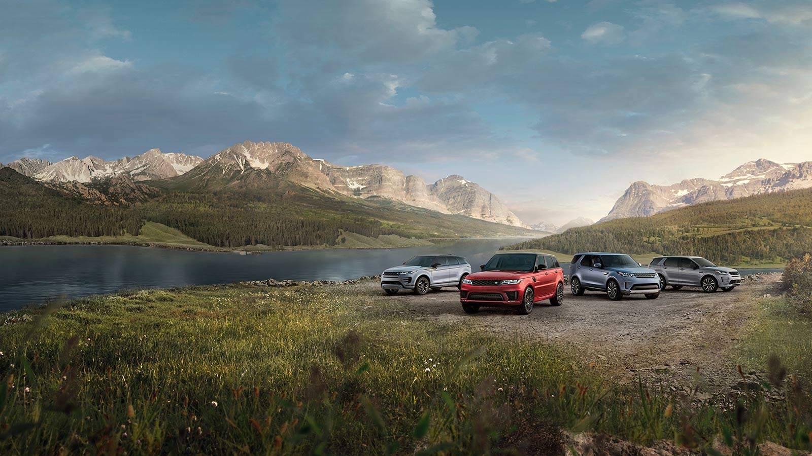 JLR North America Debuts All-New Land Rover Plug-in Hybrid SUVs