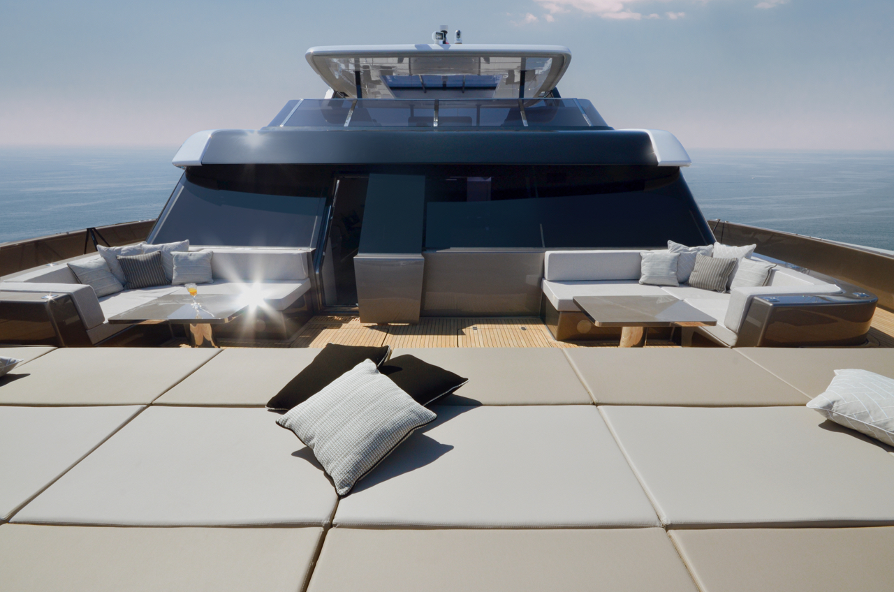 Sunreef’s 80 Power Catamaran Enjoys Strong Support - LUXUO