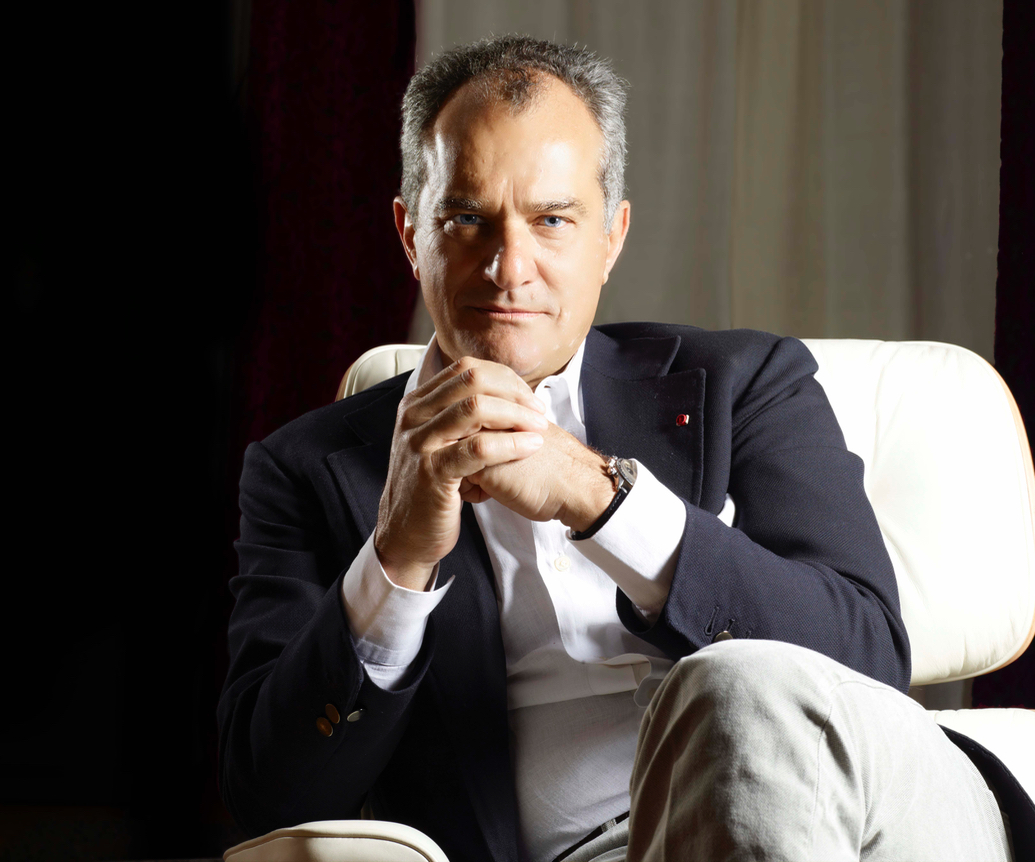 Leonardo Ferragamo Driving Growth in ClubSwan, Maxi Swan Ranges - LUXUO