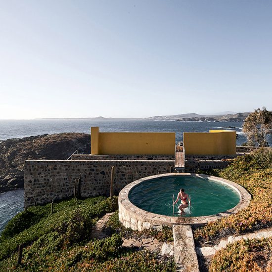 Soak Up The Sun in These Ideal Summer Home Swimming Pools ~ Lux Hub