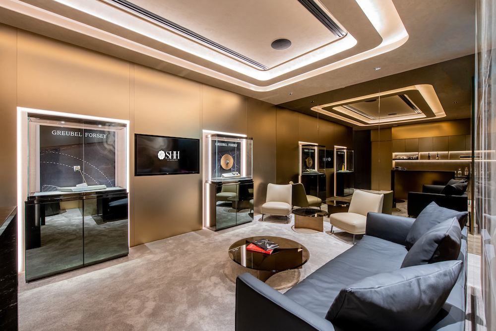 Through Thick and Thin: Ong Ban, Sincere Fine Watches