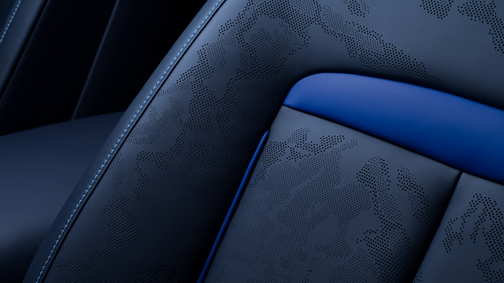 Rolls-Royce Black Badge Cullinan “Blue Shadow”: To the Edge of Space