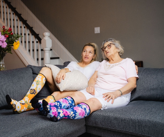 Compression Socks Uses and Benefits - LUXUO