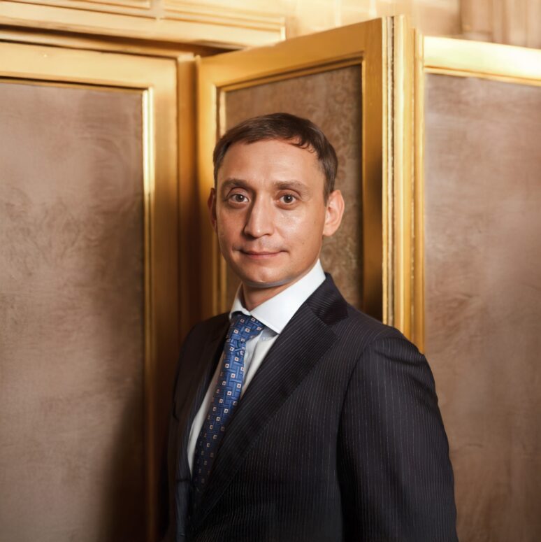 Nikolay Karpenko: Career Profile, Executive at Herculis Group - LUXUO
