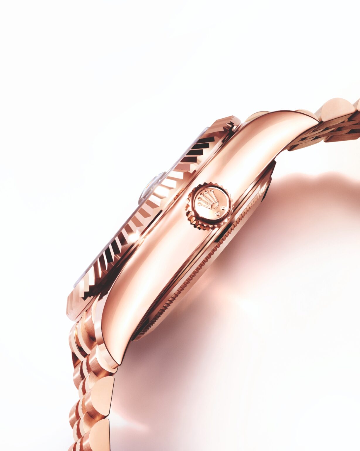 The Alchemy of Gold: Watchmaking’s Most Innovative Alloys - LUXUO