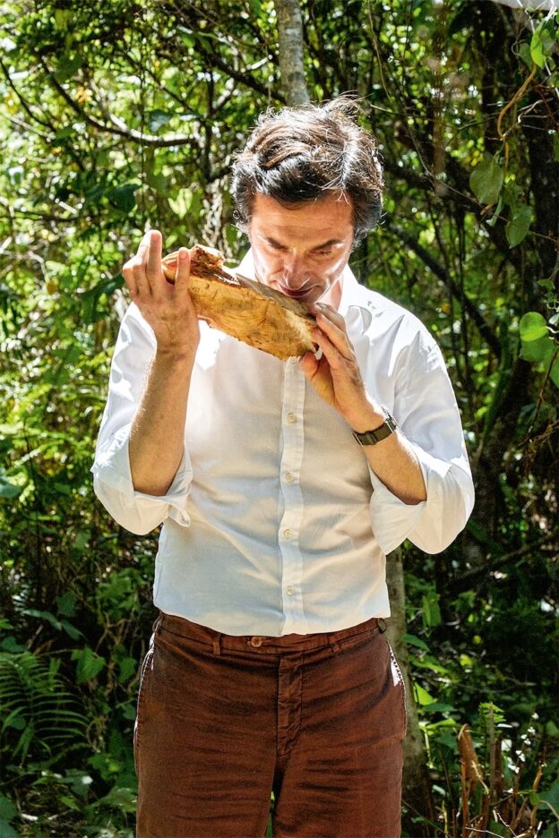 CHANEL Unveils the BLEU DE CHANEL L’Exclusif: A New Blue Without Limits ...