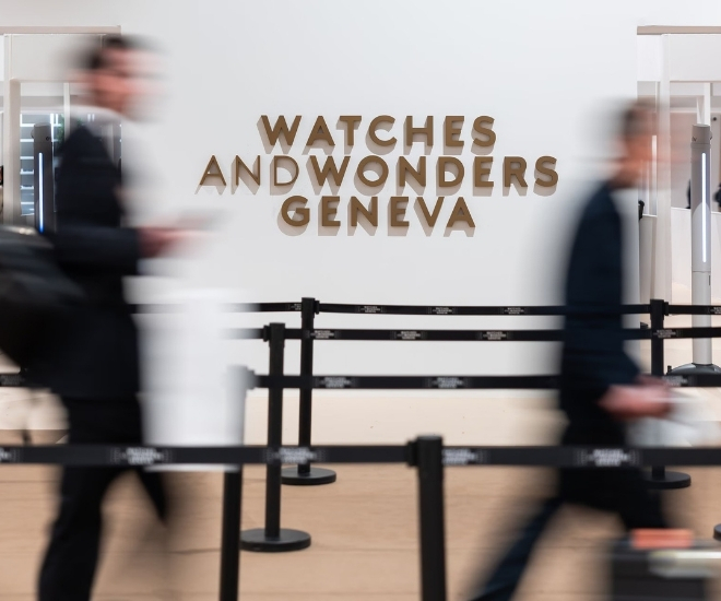 Floating superyacht designed by Jonathan Schwinge: HYSWAS Tetrahedron ...