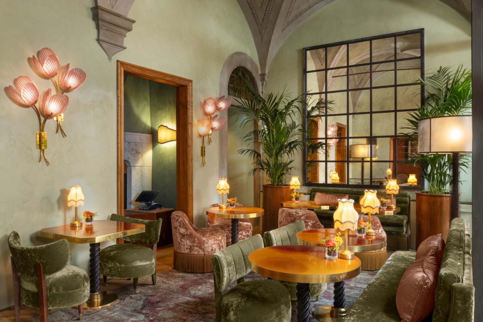 Inside The James — The Best Restaurant in Florence - LUXUO