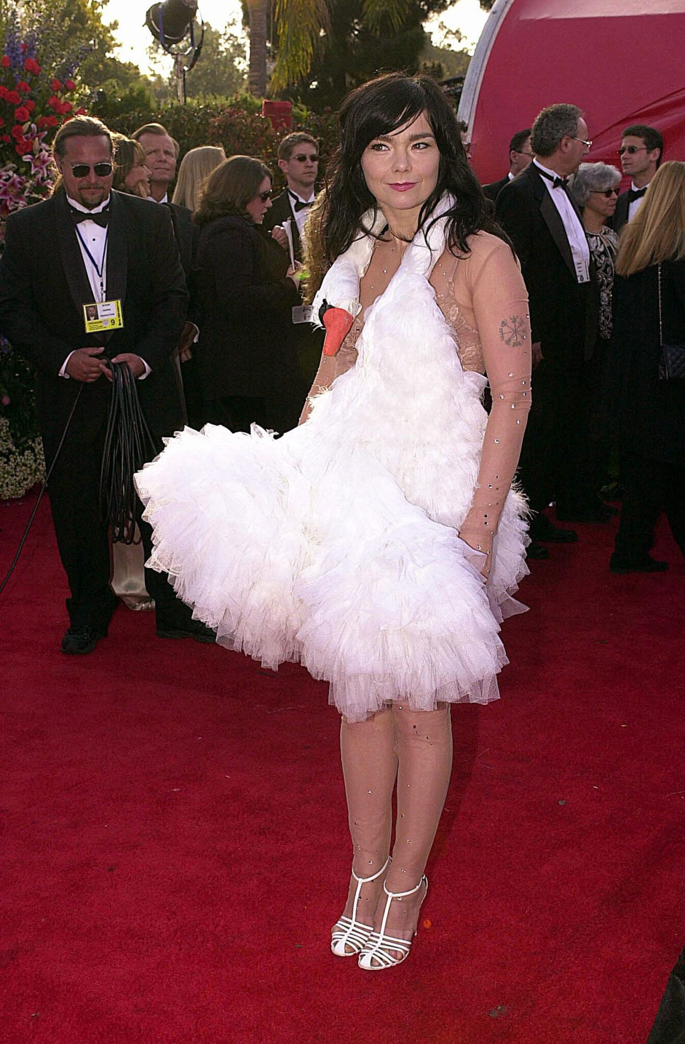 8 Historical Fashion Pieces That Defined Cultural Moments - LUXUO